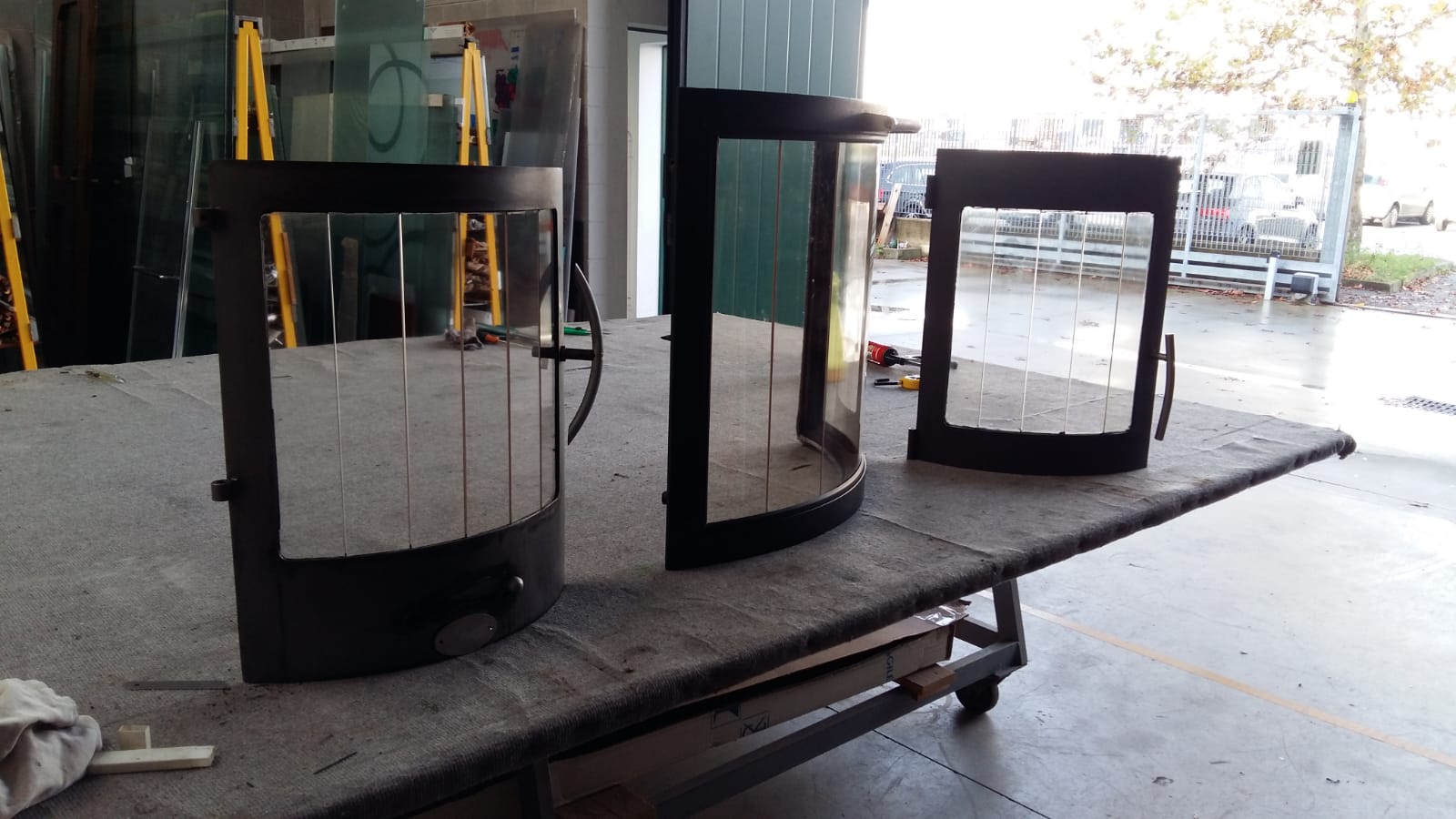 sostituire vetro rotto camino, stufa – vetraria Gelfi Bergamo